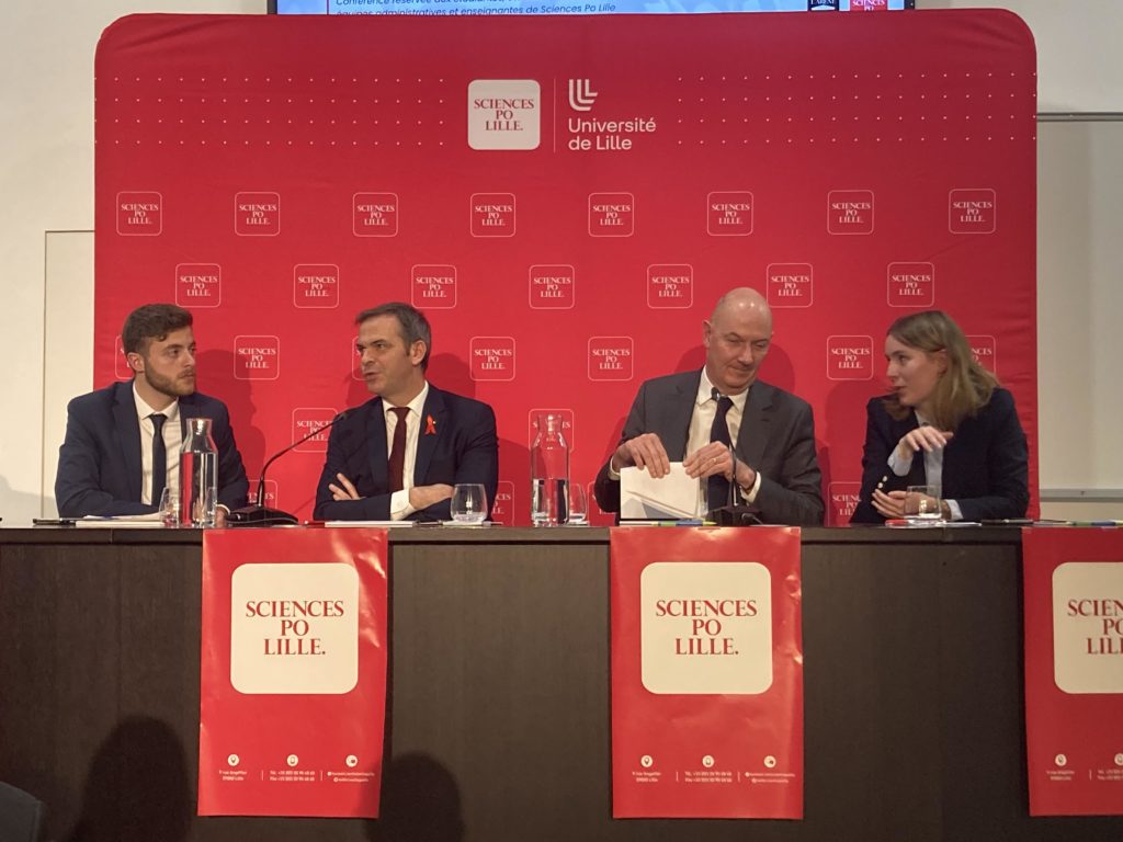 Messieurs les Ministres à Sciences Po Lille - LA MANUFACTURE.